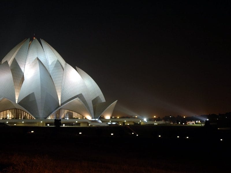 10 Must see monuments in Delhi | Let's Expresso